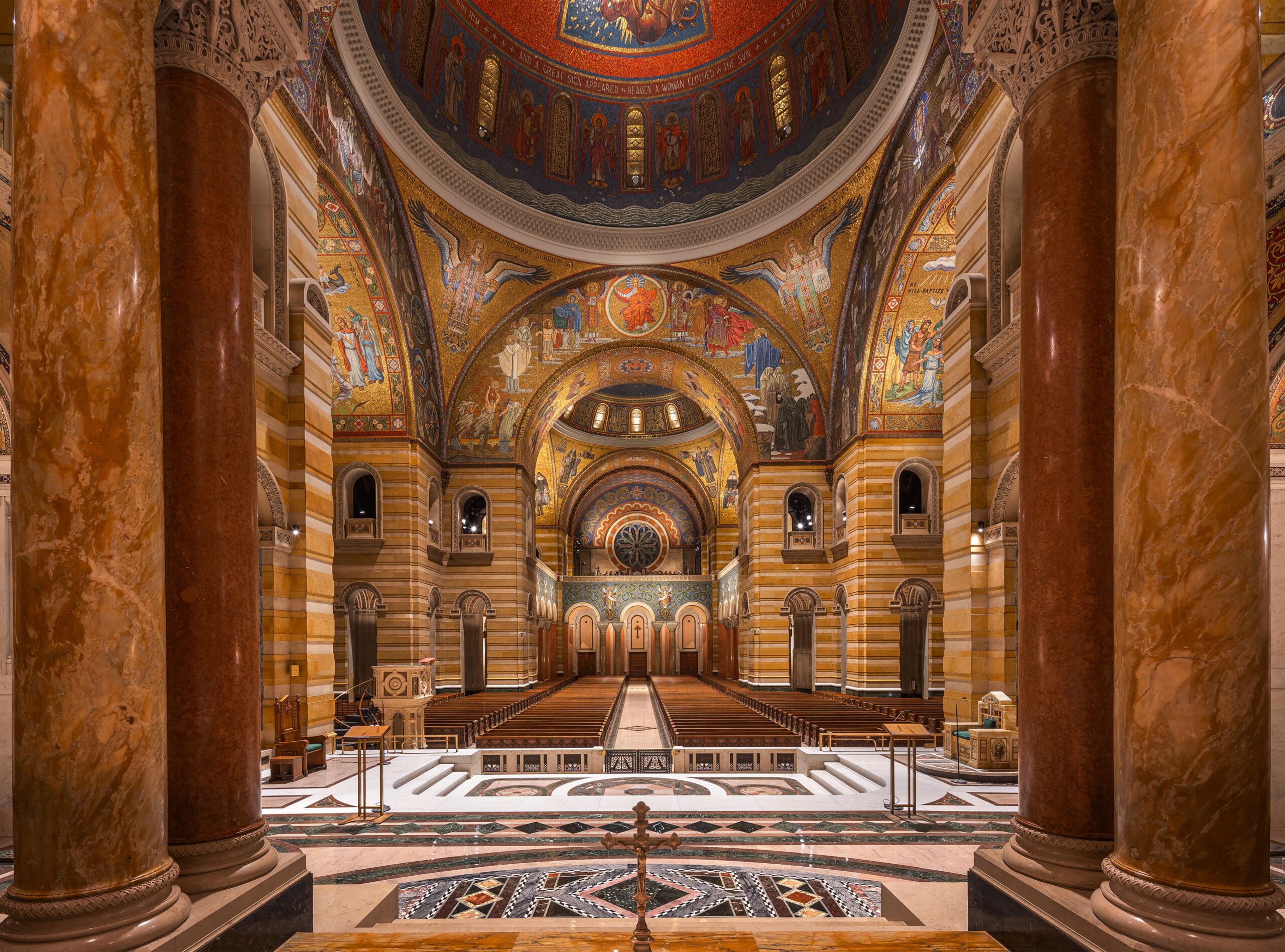 Cathedral Basilica of Saint Louis - Reed Burkett Lighting Design